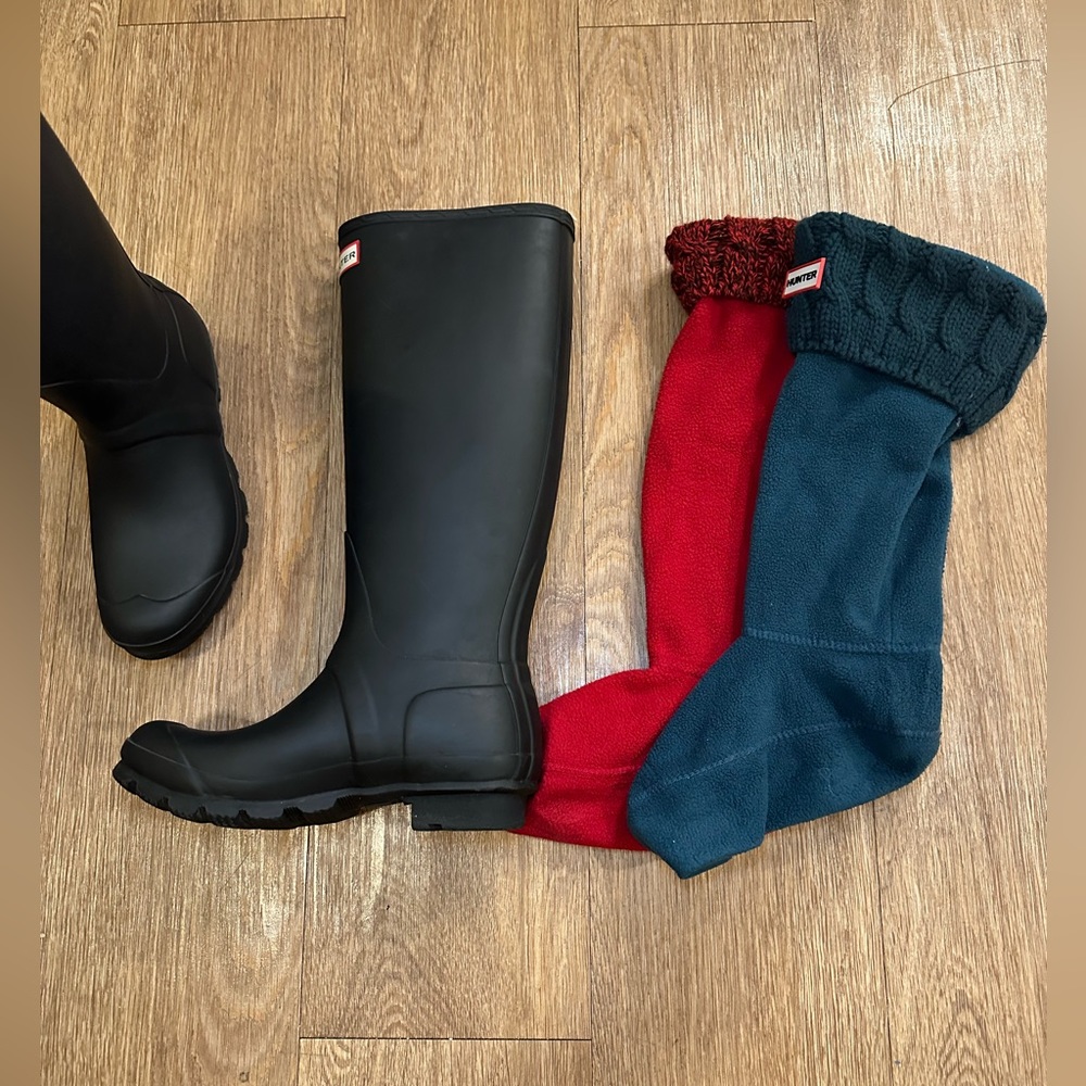 Hunter Original Tall Matte Black Boots + 2 Pairs Boot… - Gem